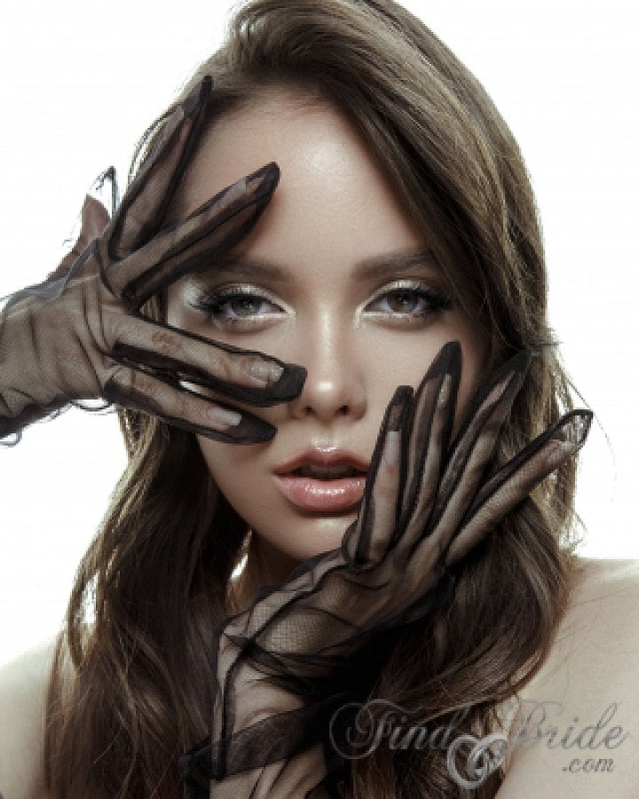 Blog: Every woman wants to be special! by Anny_tender