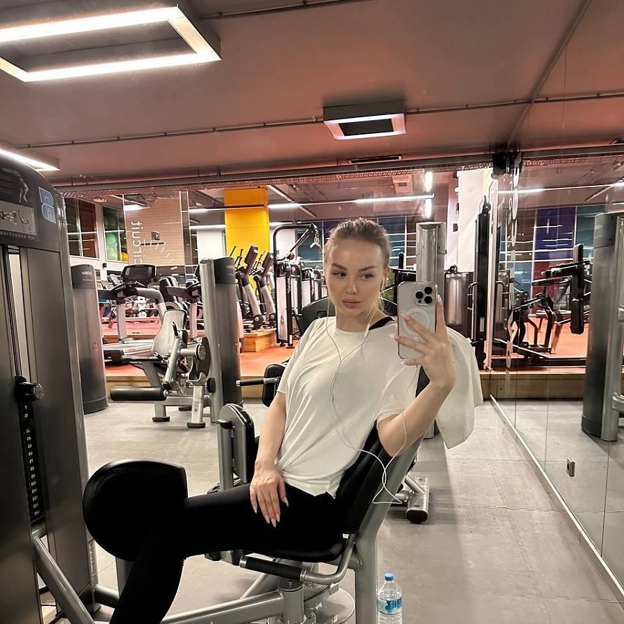 Blog: Sports as a key to a healthy body and mind: my experience and inspiration by 💎ANGEL