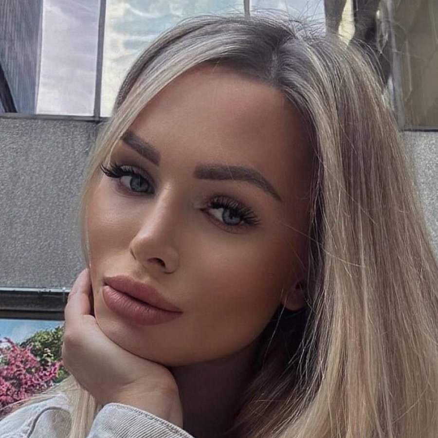 Blog: What every woman wants by Anjee_Kiss