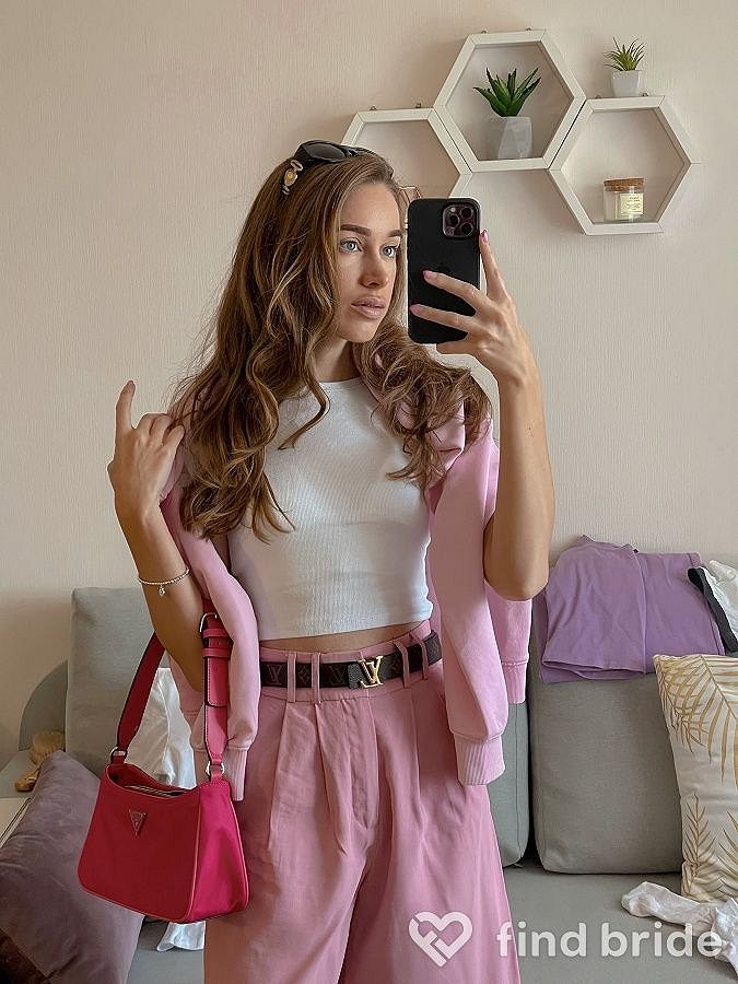 Blog: Why i choose a style that emphasizes character, not bares the ...