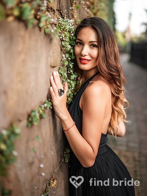 Find bride. Single Russian and Ukrainian brides