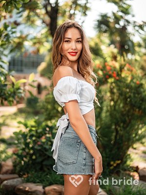 Find bride. Single Russian and Ukrainian brides