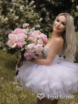 Find bride. Single Russian and Ukrainian brides